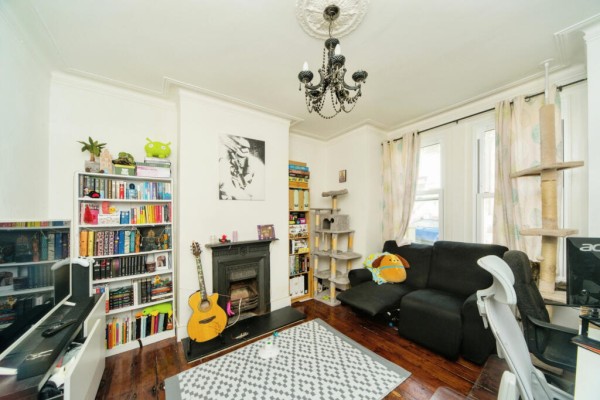 Private Landlords - Where landlords and tenants meet